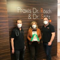 Spende durch das Praxisteam Dr. Matthias Rösch und Dr. Alexander Stütz ...