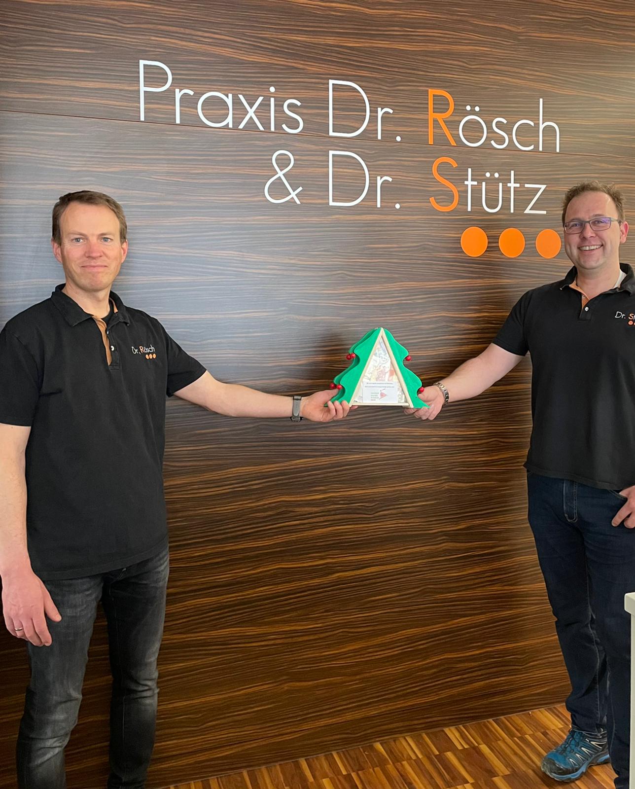 Spendenübergabe vom Ärzteteam Dr. Rösch und Dr. Stütz - Schwäbisch Gmünd